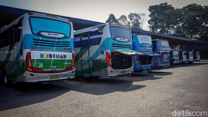 Begini Aktivitas di Terminal Jatijajar Depok Saat New Normal