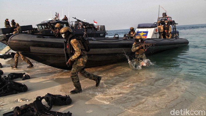 Mengintip Kemampuan Kopaska Bebaskan Sandera