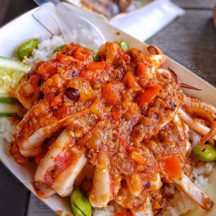 20 Makanan Serba Mercon Ada di Sini