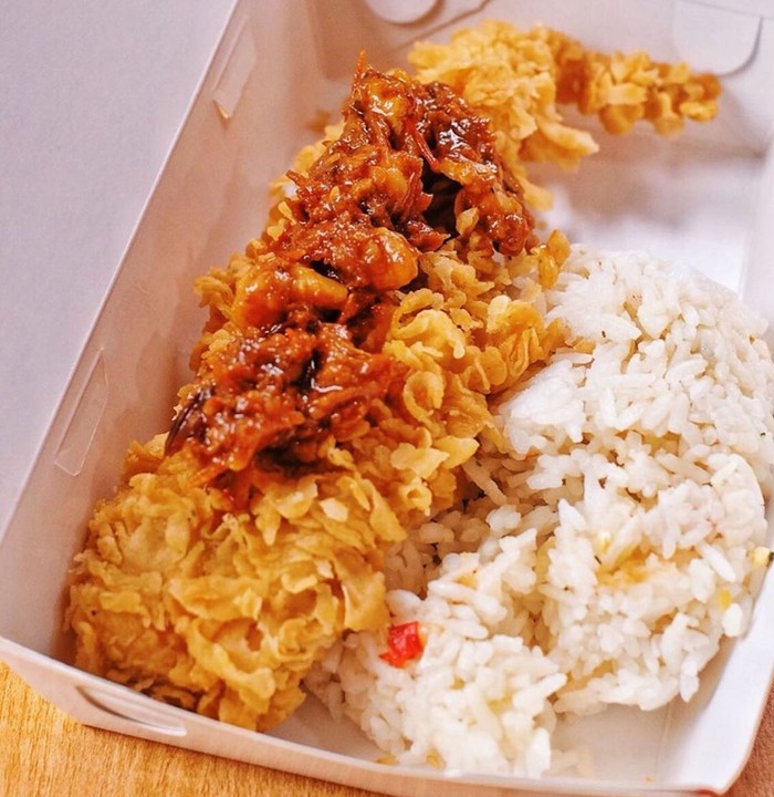 20 Makanan Serba Mercon Ada di Sini