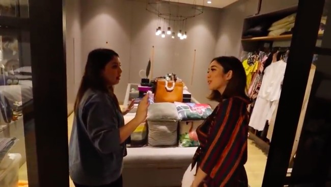 9 Foto Kamar Minimalis Gisella Anastasia, Lemarinya Mirip Butik