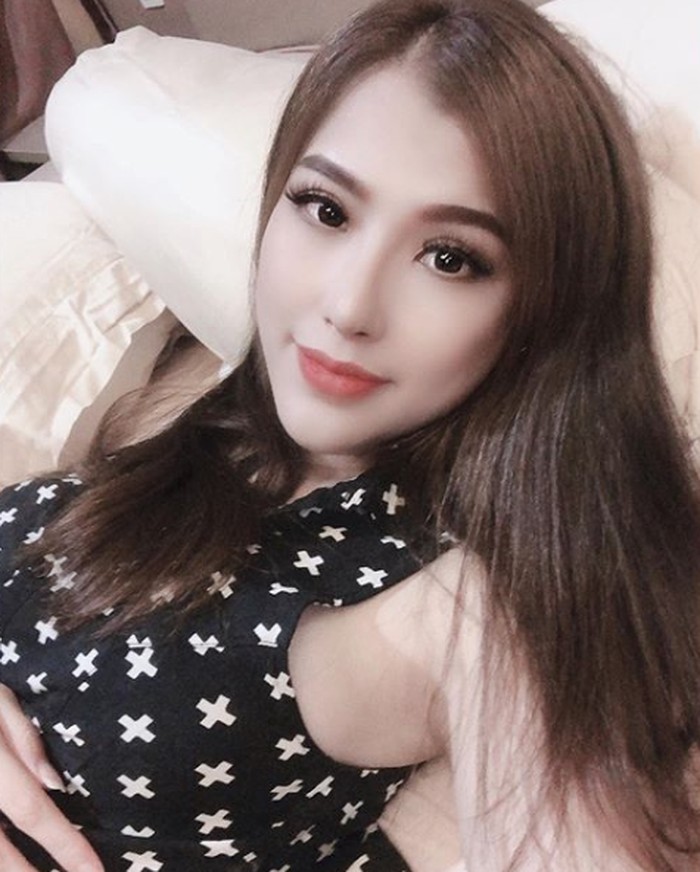 Angela Tee Cantiknya Kebangetan