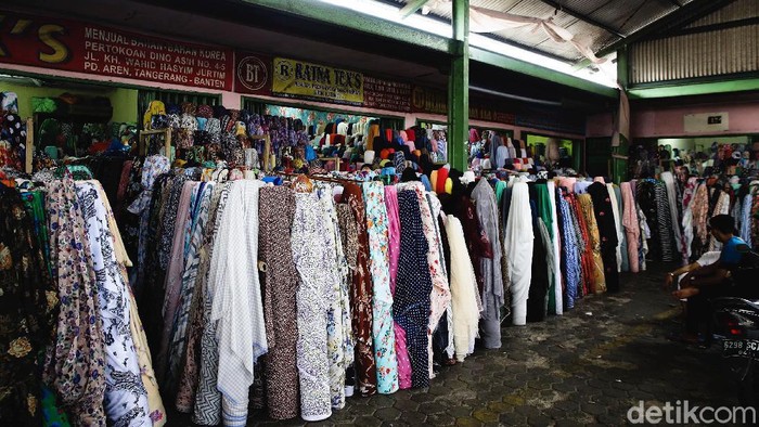 Roda Ekonomi di Pasar Cipadu Kembali Berputar Saat New Normal