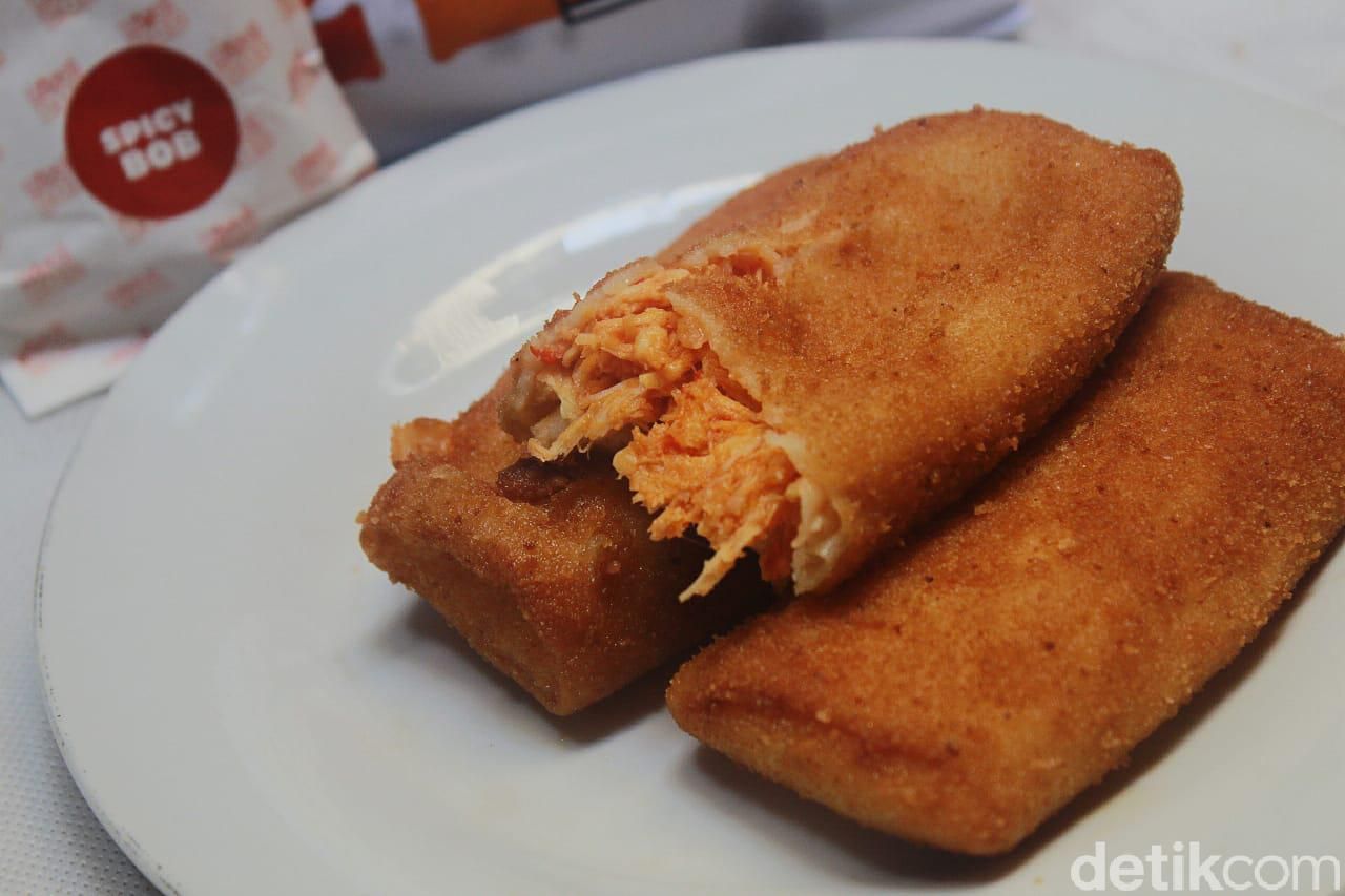 Risol Bob: Renyah! Risol Kekinian Isi Ayam Geprek dan Selai Kaya Risol Bob: Renyah! Risol Kekinian Isi Ayam Geprek dan Selai Kaya