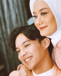 7 Gaya Dinda Hauw dan Rey Mbayang, Foto Post-Wedding Bukan Pre-Wedding