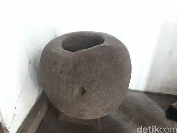 Watu Gilang dan Kisah Ki Ageng Mangir