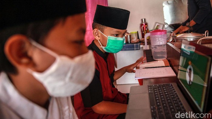 Ada WiFi Gratis, Warkopi di Tangsel Ini Diserbu Siswa SD