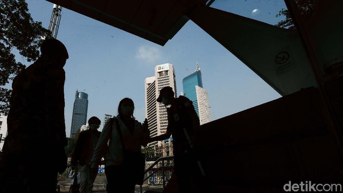 Waktu Operasional MRT Diperpanjang Hingga Pukul 22.00 WIB