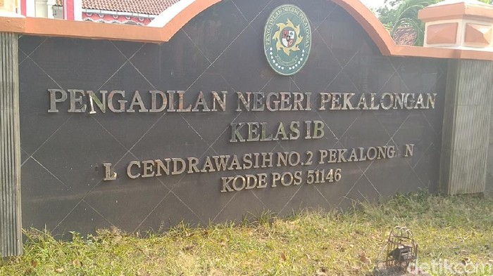 Sepasang Kekasih Sadis Pembunuh 2 ABG Dituntut Lebih dari 6 Tahun Bui Sepasang Kekasih Sadis Pembunuh 2 ABG Dituntut Lebih dari 6 Tahun Bui