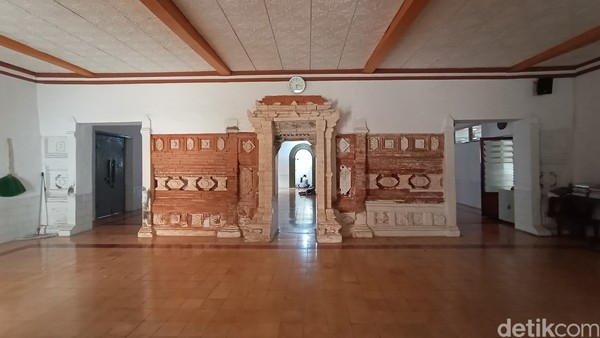 Potret Masjid Tertua di Kota Kretek