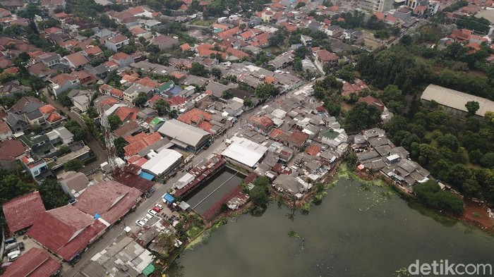 Potret Situ yang Semakin Terhimpit Permukiman