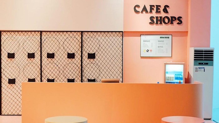 Foto: Main Sepatu Roda di Museum Instagenic GBK