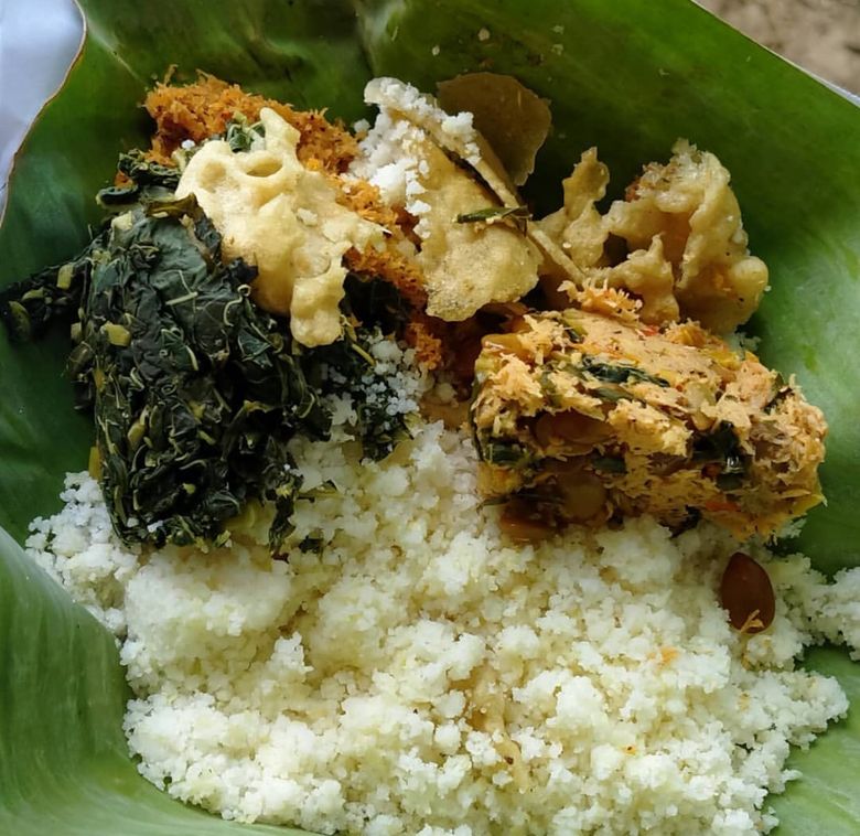 Sarapan Sego Jagung, Menu Ndeso yang Bikin Kangen - Foto 4 Sarapan Sego Jagung, Menu Ndeso yang Bikin Kangen - Foto 4