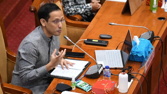 Catatan Kinerja Nadiem di Tahun Pandemi Catatan Kinerja Nadiem di Tahun Pandemi