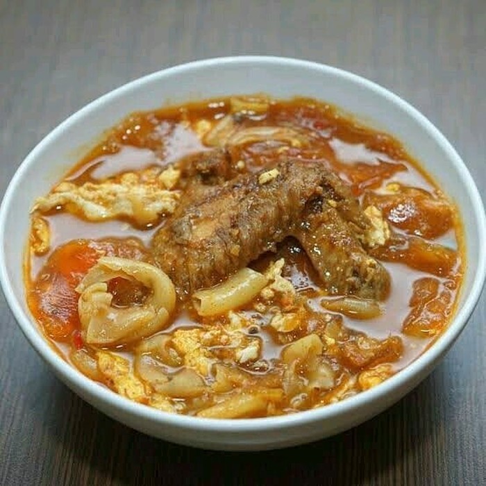 Huahh! 20 Seblak Pedas Nampol Ada di Sini