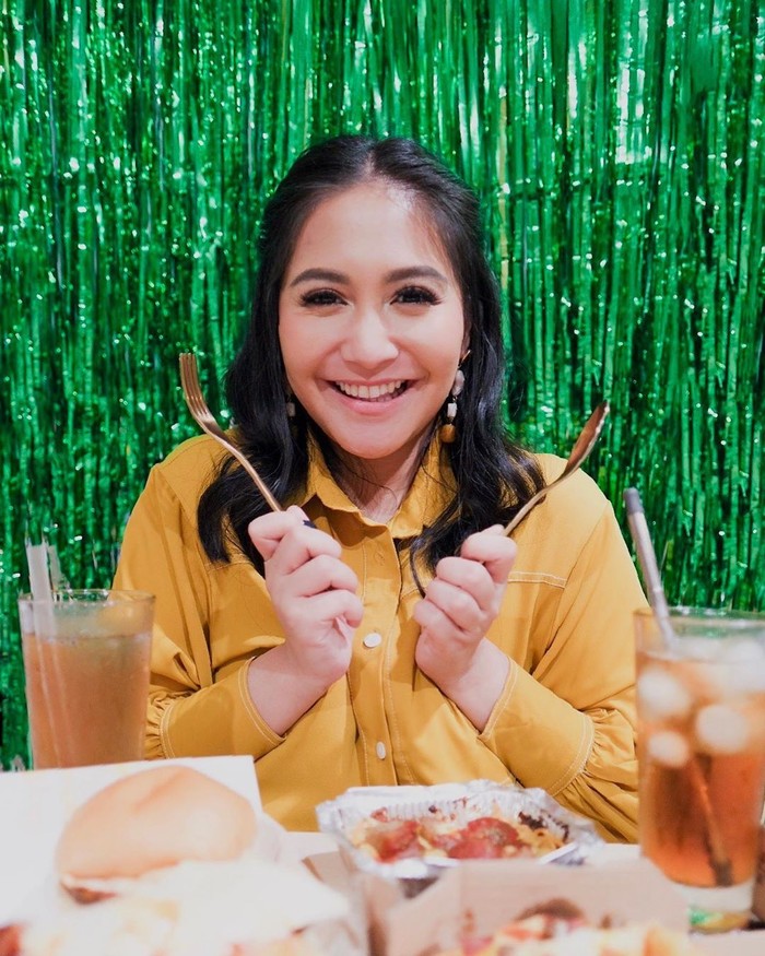 Caca Tengker Punya Banyak Momen Makan Seru Bareng Keluarga