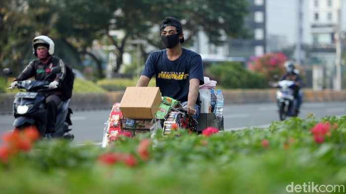 Ini Alasan Masker Scuba Dan Buff Dilarang Di Krl