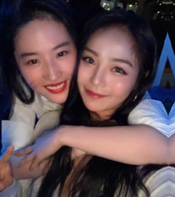 Yaxi Yang's Instagram, Twitter & Facebook on IDCrawl