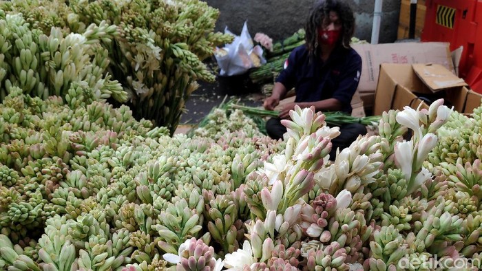 'Wangi' Pasar Bunga Rawa Belong yang Kian Lesu