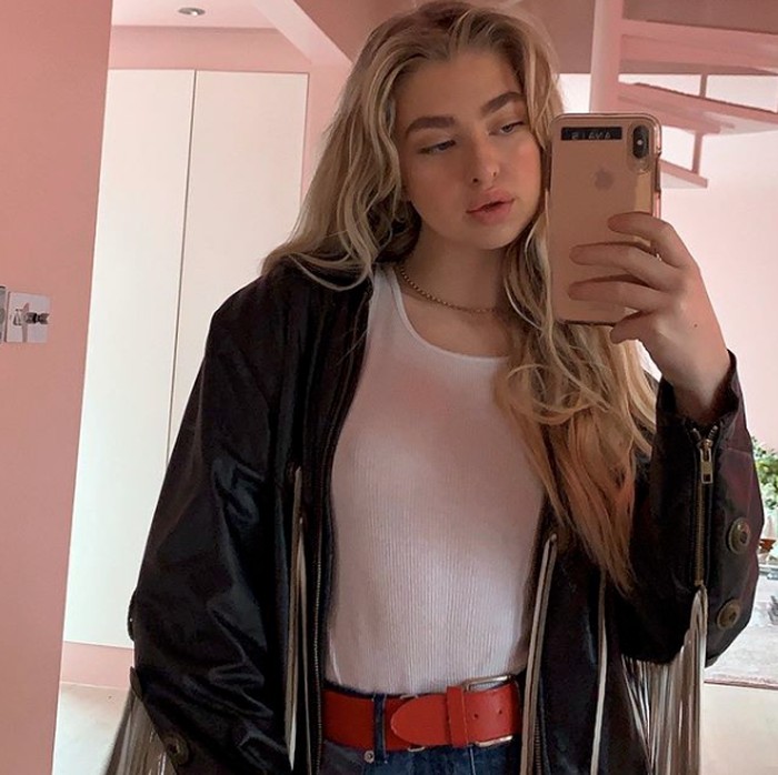 Anais Gallagher, Putri Noel Gallagher yang Jadi Model Pakaian Dalam