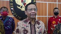 Khawatir Konflik Kepentingan, Mahfud Mundur dari Ketua Asosiasi ...