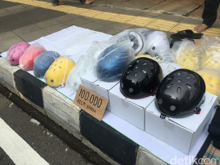 Foto: Helm Cetok, Murah Meriah untuk Segala Jenis Sepeda