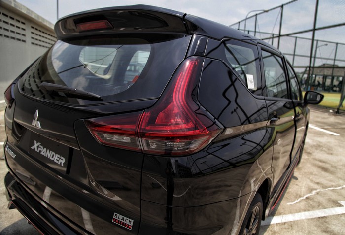 Melihat Lebih Dekat Mitsubishi Xpander Black Edition