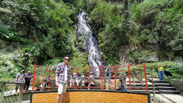 Foto: Air Terjun Cantik di Magelang yang Selalu Bening