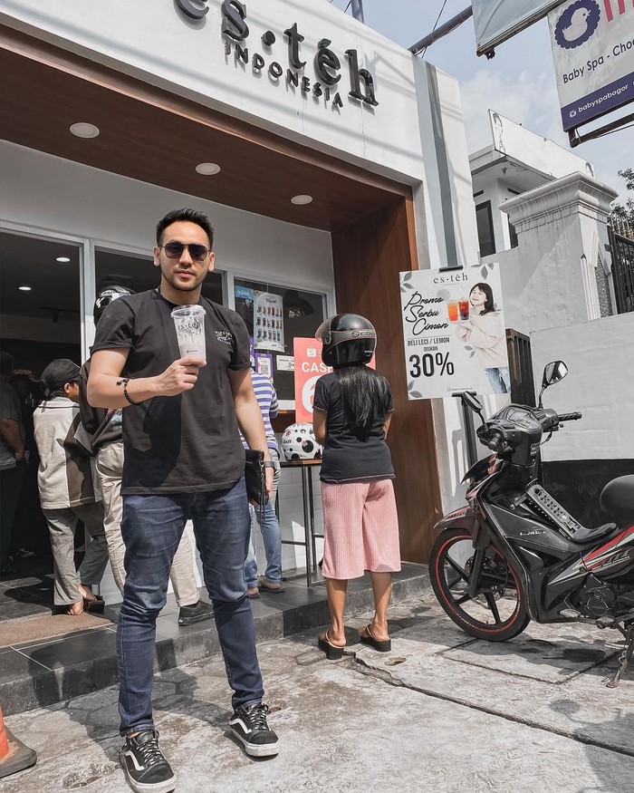 Ini Danu Sofwan, Pengusaha Kuliner yang Jadi Pacar Baru Jenita Janet