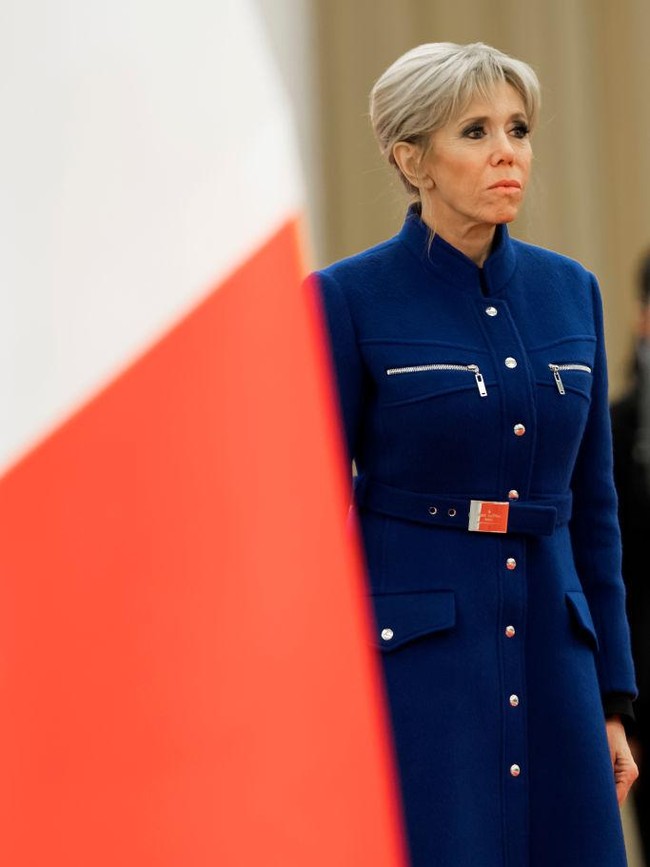 8 Gaya Seksi Amanda Manopo di Pemotretan Terbaru, Tatonya Bikin Salfok