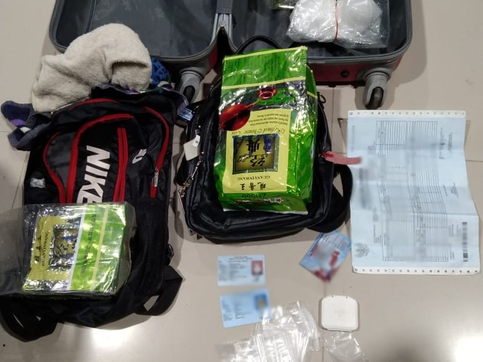 Polda Kepri Tangkap 2 Pengedar 3 Kg Sabu Jaringan Malaysia Polda Kepri Tangkap 2 Pengedar 3 Kg Sabu Jaringan Malaysia