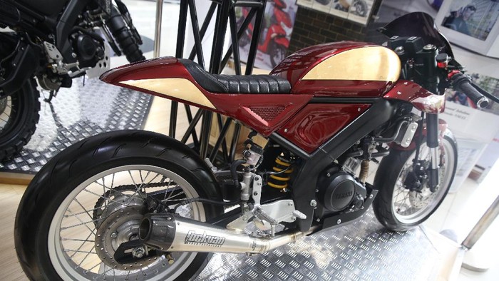 Modifikasi Yamaha XSR155 Bergaya Motor Balap Jadul