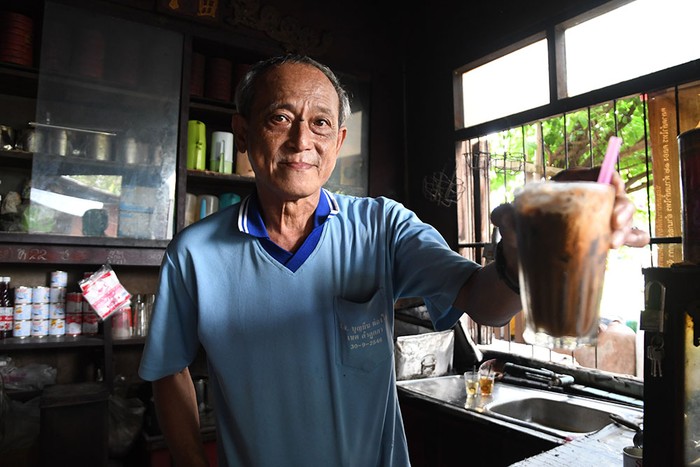 Keren! Kedai Kopi 114 Tahun Ini Masih Sajikan Racikan Kopi yang Sama Keren! Kedai Kopi 114 Tahun Ini Masih Sajikan Racikan Kopi yang Sama