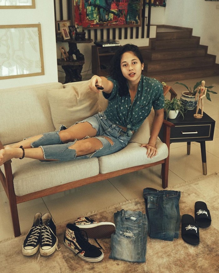 10 Potret Sitha Marino yang Kini Jadi Pacar Bastian Steel