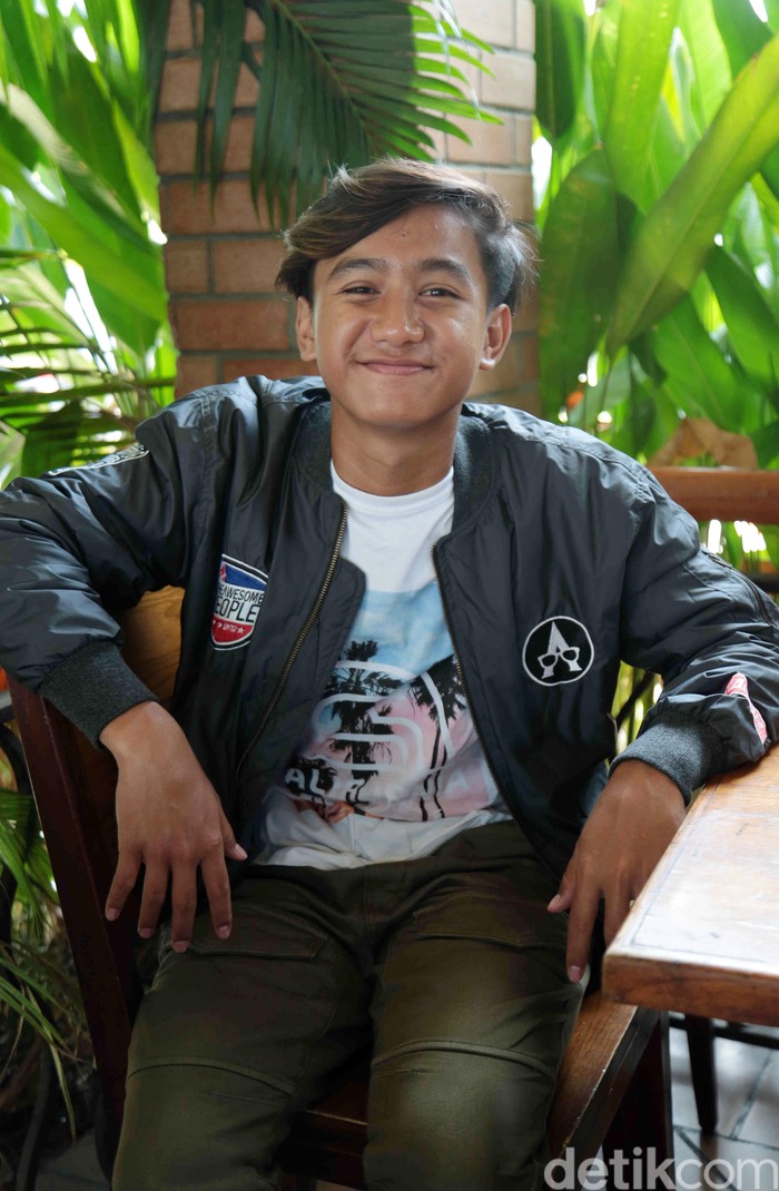 Hey TikTokers, Bowo Alpenliebe Beri Salam Cinta!