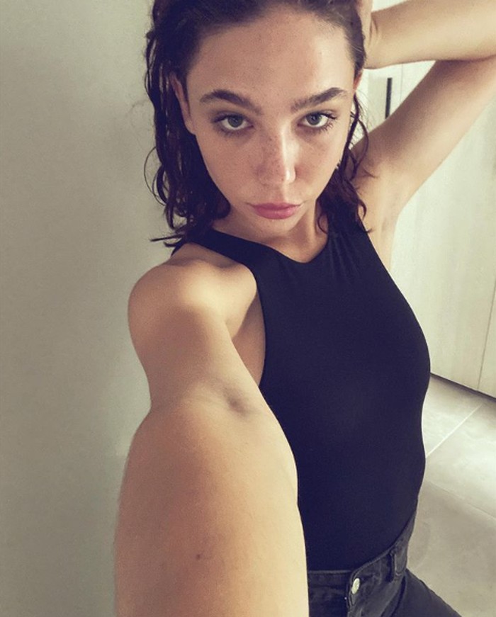 Ini Matilda De Angelis, Aktris Italia yang Beradegan Syur dengan Nicole ...