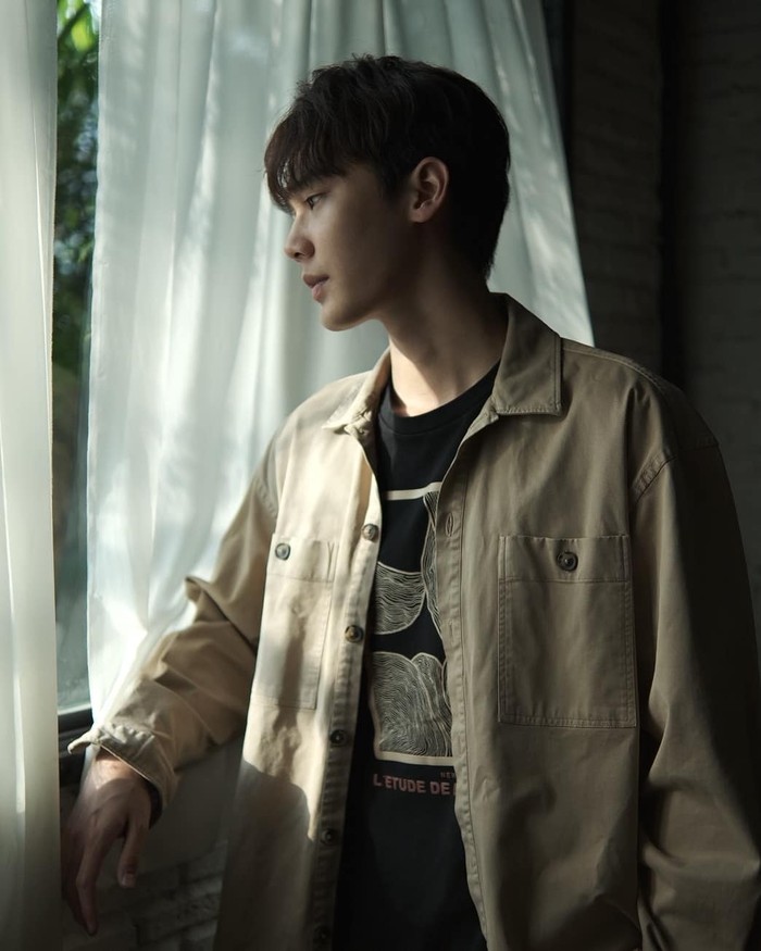 10 Potret Dew Jirawat, Si Tampan Pemeran F4 Thailand Penerus Hua Ze Lei Vic Zhou