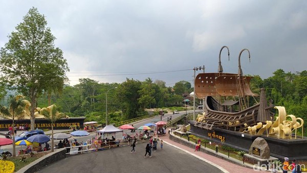 Potret Gerbang Kapal Samudra Raksa Menuju Candi Borobudur