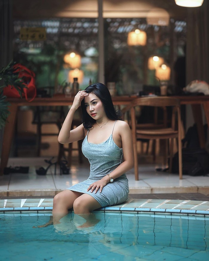 8 Potret Maria Arra, Model dan DJ Seksi yang Pernah Bungkus Artis Terkenal