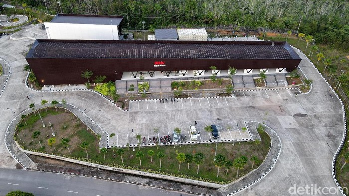 Foto: Pasar Wisata Badau yang Sepi Akibat Pandemi