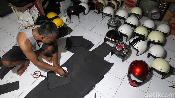Geliat Produksi Helm Kustom di Yogyakarta