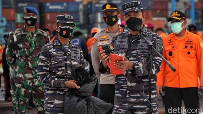 Komponen CVR Sriwijaya Air SJ182 Diserahkan ke KNKT