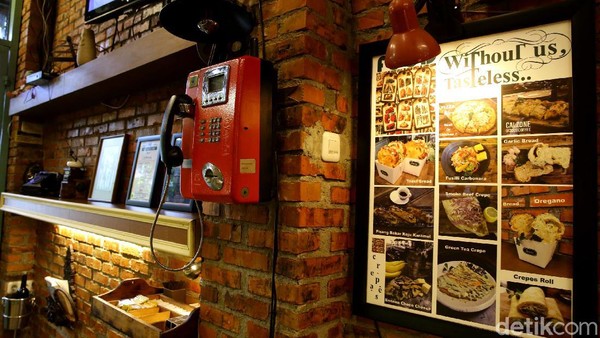 Kafe Klasik nan Asri, Bagai Oase di Tengah Ibu Kota