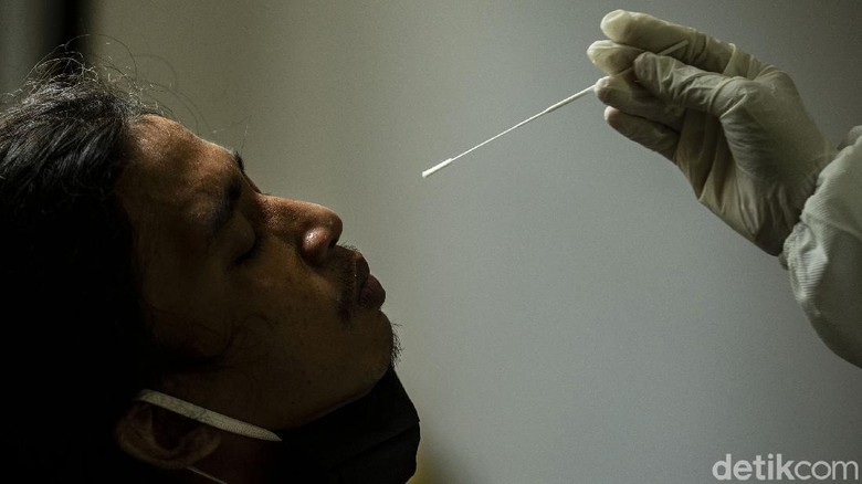 Beda Rapid Antigen, Swab PCR, dan GeNose untuk Syarat Perjalanan