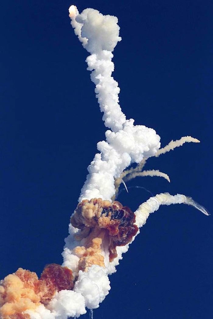 Hari Ini 35 Tahun Lalu Pesawat Ulang Alik Challenger Meledak