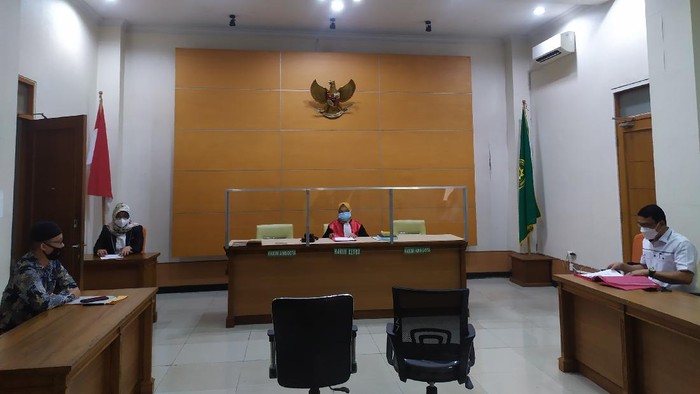 Keluarga Minta Hakim Nyatakan Penyitaan Barang Laskar FPI yang Tewas ... Keluarga Minta Hakim Nyatakan Penyitaan Barang Laskar FPI yang Tewas ...