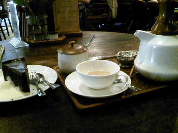 Biku, Cafe Teh Unik Satu-Satunya di Bali