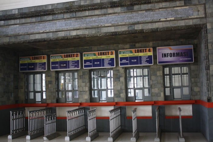 Stasiun KA Tanjung Priuk Tercantik di Indonesia