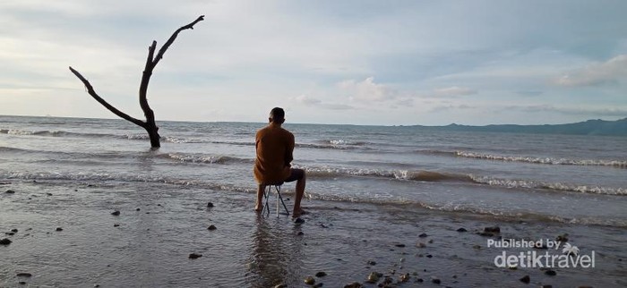 5 Pantai Cantik untuk Melihat Sunset Di Kupang