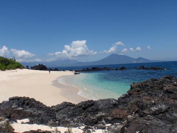 Adonara, Si Cantik yang Belum Terjamah di NTT